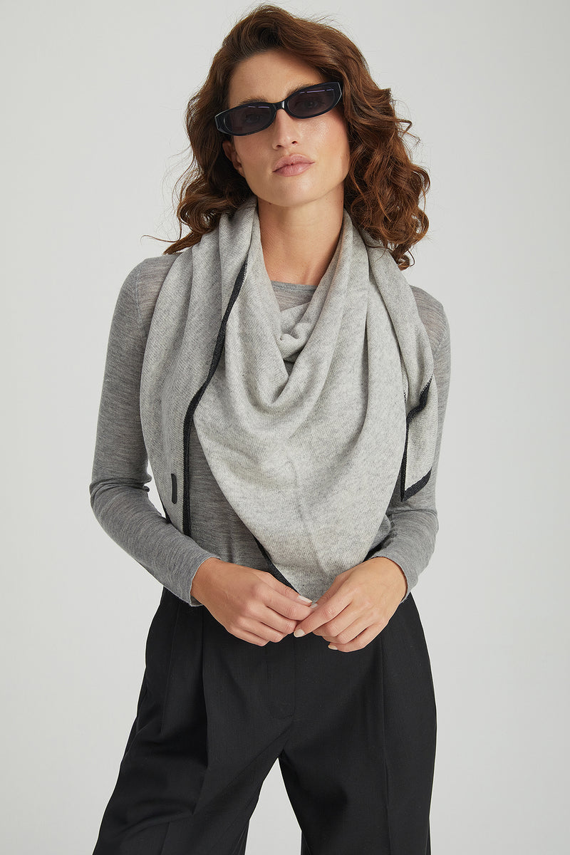Grey Cashmere Triangle Shawl 73x160x73 cm – Silk And Cashmere Global